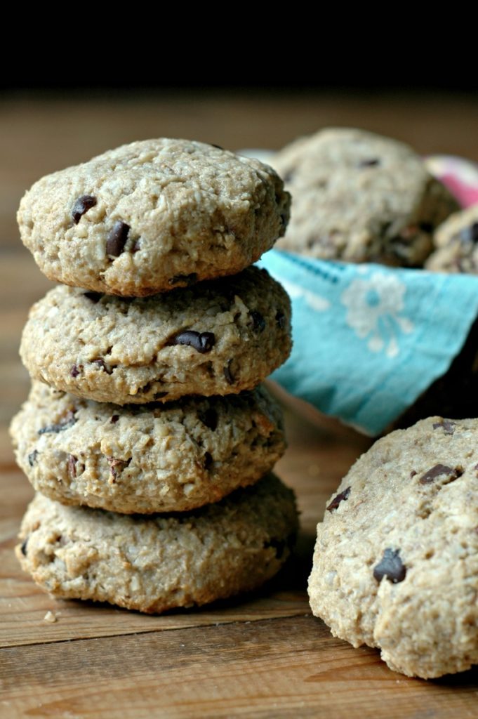 Your favorite handful of sweet and salty trail mix combined into one ...