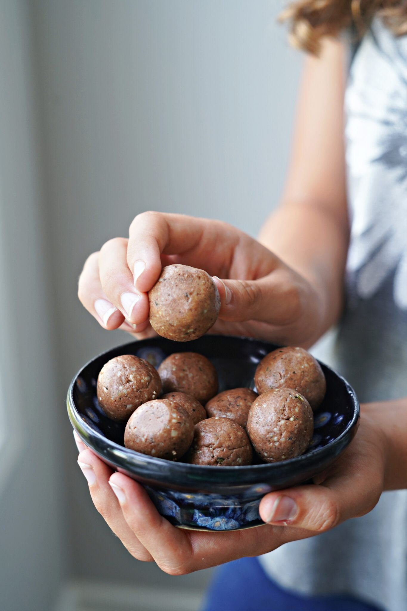 Bone Broth Chocolate Protein Bites :: Gluten, Dairy, Egg, Nut, & Bean ...